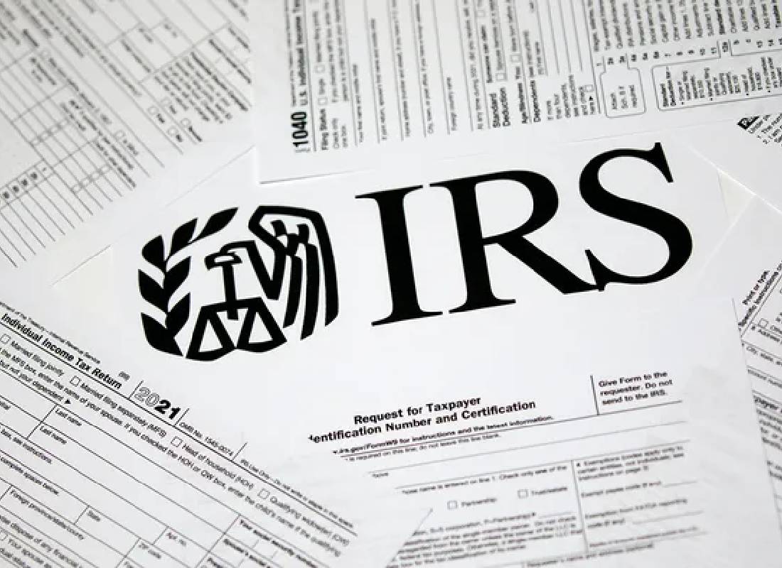 Hebrew News - טראמפ מציע: להעביר 88 אלף סוכני מס הכנסה לגבול מקסיקו - עם נשק