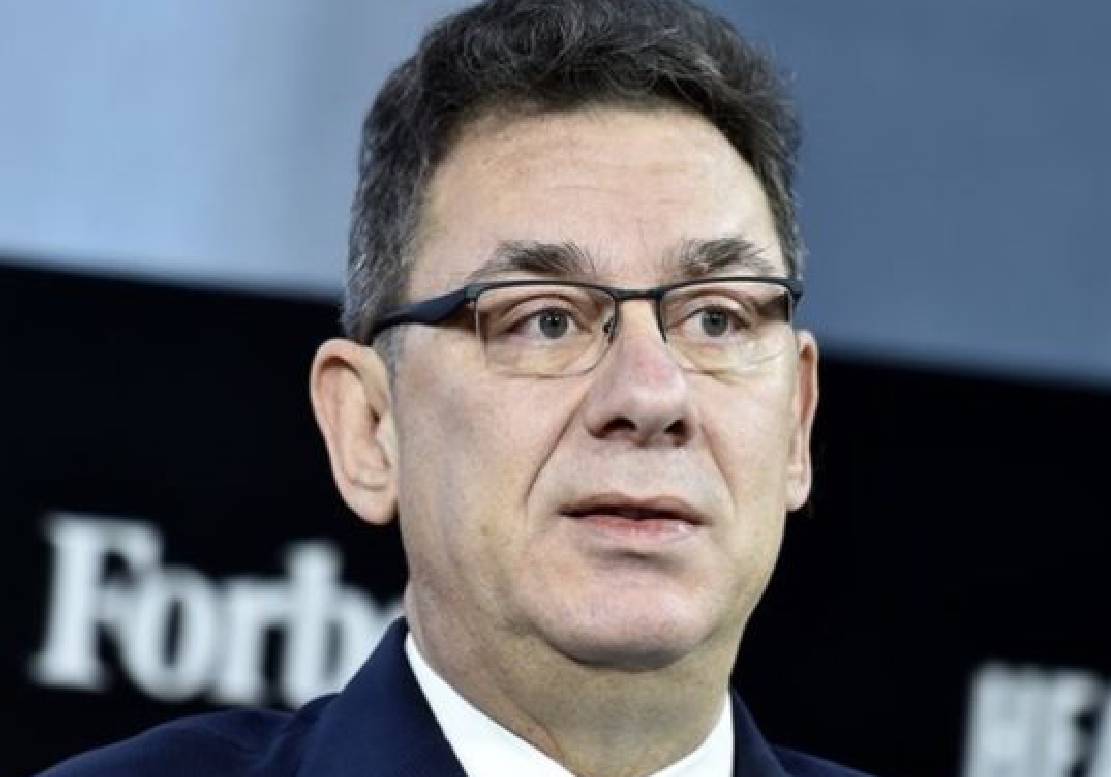 Hebrew News - ‏"מה עם מקרי המוות הפתאומיים?": מנכ"ל פייזר זכה למבול שאלות ביקורתיות בדאבוס על ...